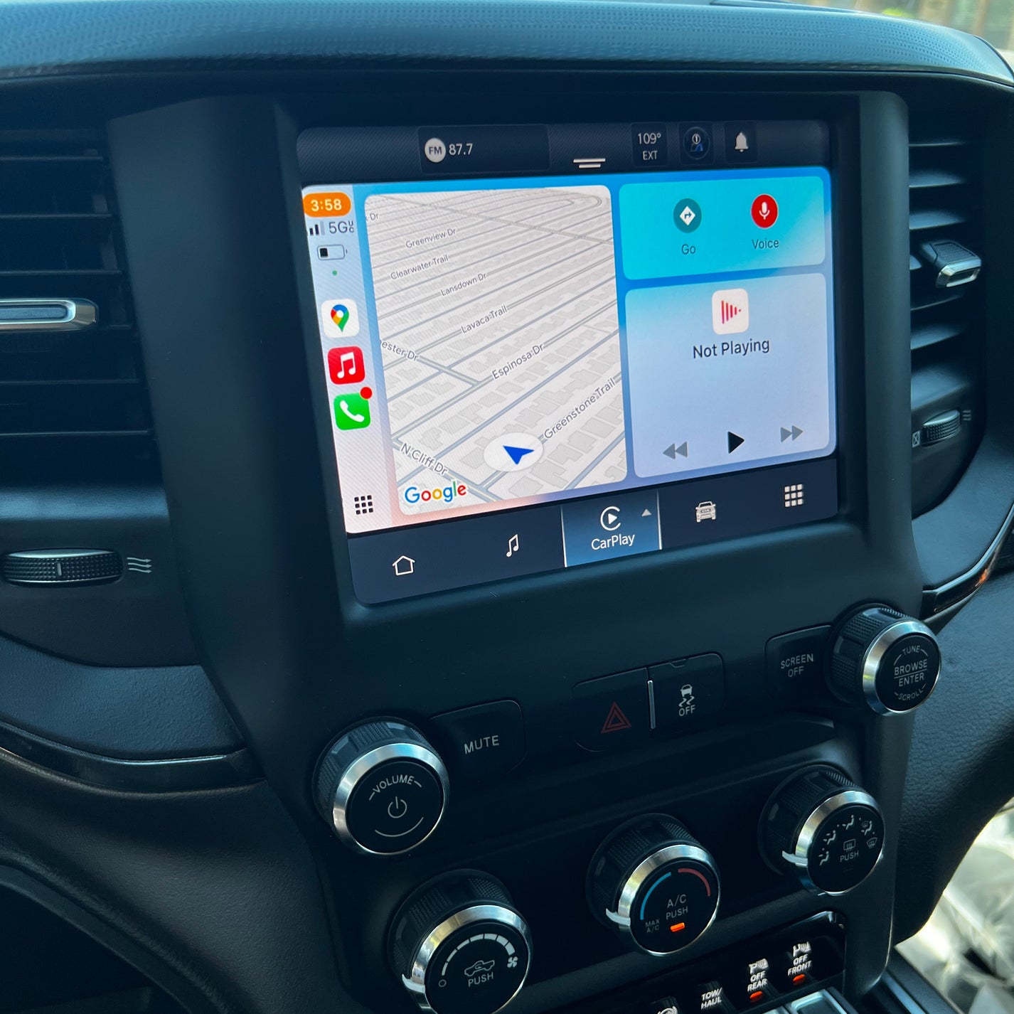 2019–2024 RAM UBD Uconnect 5 8.4″ Touchscreen Upgrade Kit | Wireless ...