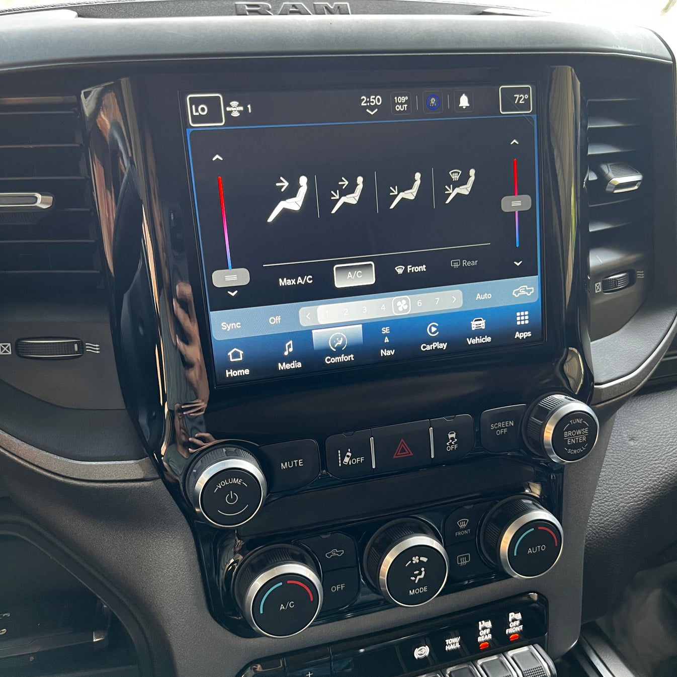2019-2024 RAM DT 1500 UBL Uconnect 5 Upgrade kit with 8.4-inch Touchsc ...